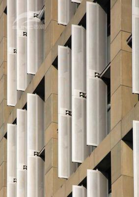 China Polyester Coating Aeroscreen Aluminum Facade , Sunshade Construction Waterproof for sale