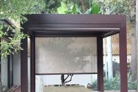 China Manual Outdoor Roller Shades Heavy Duty Polyester UV Coating Easy Operation for sale