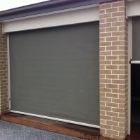 China Remote Control Zipscreen Outdoor Blinds Facade Sunshade System For Garden for sale
