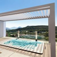 China Rainproof Adjustable Extruded 6063 Aluminum Louvered Pergola for sale