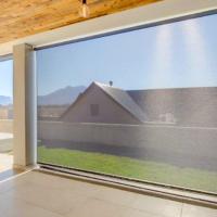 China Facade Sunshade Polyester UV Coating Zip Track Blinds Wind Resistance for sale