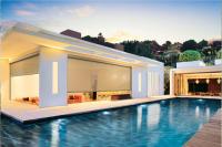 China Outdoor Remote Control Waterproof Roller Blinds For Home With Insect Proof for sale