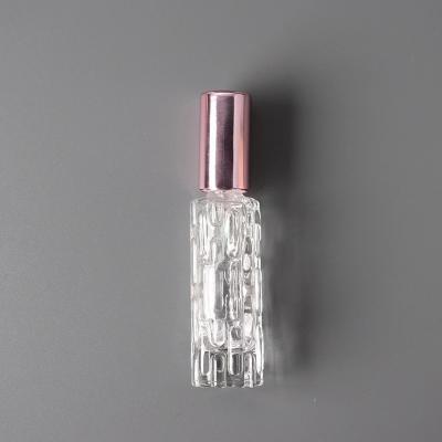 China Custom Cosmetic Empty Perfume Refillable Bottle 10ml 15ml Square Clear Glass Spray Pump for sale