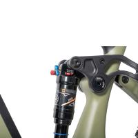 China Carbon Fiber Electric Mountain Bike Bafang M620 48V 15Ah Disc Brake eBike for sale