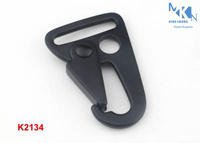 China Black Bag Metal Buckle Triangle Dog Hook Swivel Clasps For Bags Fashion Style for sale