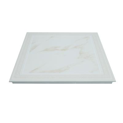 China Square Aluminum Clip In Ceiling Tiles 2x2 White ODM Design 600x600mm 0.6mm for sale