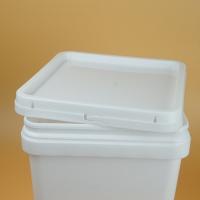 China 16.5L Food Grade Plastic Square Bucket with Lid and Handle PP HDPE for sale