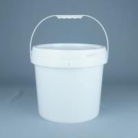 China 11 Liter Produce Plastic Packaging Container With Lid And Handle for sale