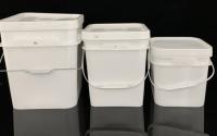China Square Plastic Bucket 10L with Lid and Handle PP Food Grade Impact Resistant for sale
