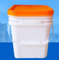 China Chemical Resistant Square Plastic Bucket 10L IML Thermal Transfer Screen Printing for sale