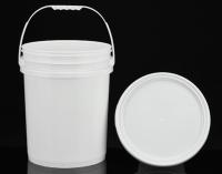 China Convenient Handle Snap On Lid 5 Gallon Plastic Buckets 15.5 Inches for sale