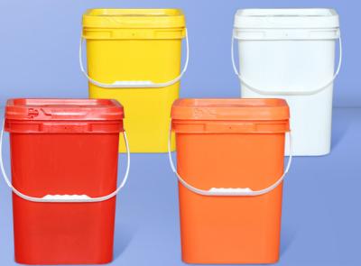 China Square Plastic Bucket 10L with Lid and Handle PP Food Grade Impact Resistant for sale