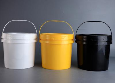 China 2.2 Lbs Five Gallon Plastic Buckets 20Liter Capacity Heavy Duty Construction for sale