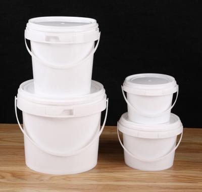 China Stackable Food Grade Plastic Bucket with Lid White -40°F to 180°F 1L-5L for sale