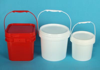 China Square PP Food Grade Bucket 2L with Chemical Resistant Handle and Lid for sale