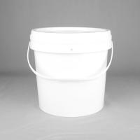 China OEM Welcome 9 Liter Plastic Paint Storage Containers White Pail With Lid for sale