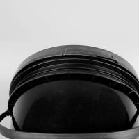 China 4.8L PP Black Round Plastic Bucket 1 Gallon Open Top Pail with Seal Lid for sale