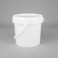 China UV Resistant Plastic Paint Bucket 1L to 20L with Pouring Spout for sale