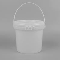 China 2L Plastic Bucket with Lid and Handle PP HDPE Food Grade Small Capacity Container for sale