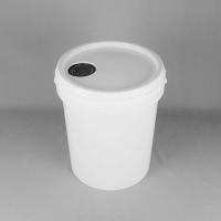 China SGS Certified 5 Gallon Plastic Lubricant Bucket with Spout - 30cm Diameter × 38.6cm Height for sale