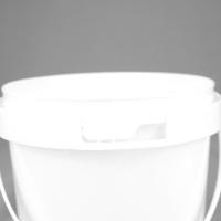 China 2L Stackable Plastic Beach Bucket with Lid, 15 x 13.5 x 14 cm for sale