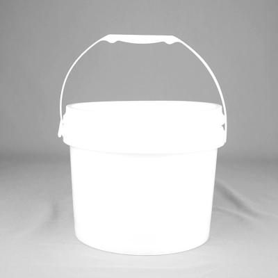 China 5L Round Plastic Chemical Bucket with Lid for sale