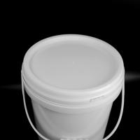 China 17kg Round Plastic Bucket with Lid and Handle for Fertilizers Coatings for sale