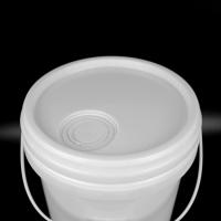 China 10 Liter Plastic Lubricant Pail with 4-Layer Stacking Capacity and -40℃ to 110℃ Temperature Range for sale
