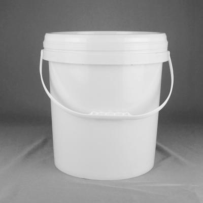 China 20 Liter White 5 Gallon Plastic Bucket with Lid - 12.1