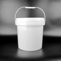 China 10L Polypropylene Plastic Bucket with Spout Lid 25.3