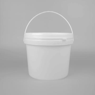 China Food Grade PP Plastic Ice Cream Pails 1 Gallon 4L Capacity 18cm Diameter for Candy and Food Storage for sale
