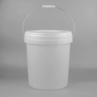 China 20L Plastic Five Gallon Buckets With Lid And UV Resistant for sale
