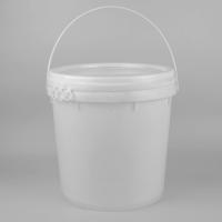 China 5 Gallon 20L White Plastic Bucket with Spout for Lubricant Oil and Paint Packaging for sale