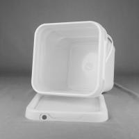 China 9L Square Plastic Bucket 24.5×21.6cm PP/PE Material with Reinforced Construction for Industrial Use for sale