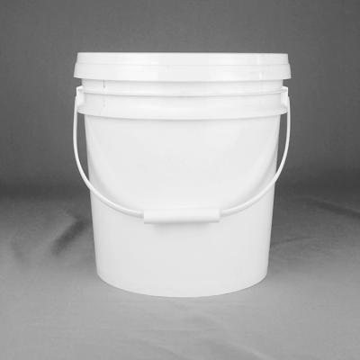 China Thermal Transfer Clear 5 Gallon Plastic Pails 20L Plastic Buckets With Lids for sale