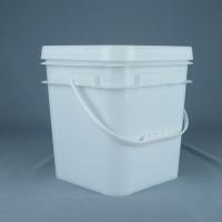 China 10-Liter Food Safe Square Plastic Buckets with Handles - Custom Colors & Material Options for sale