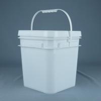 China 10-Liter Food Safe Square Plastic Buckets with Handles - Custom Colors & Material Options for sale