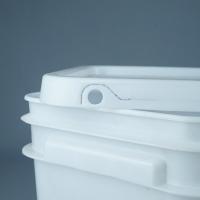China 10-Liter Food Safe Square Plastic Buckets with Handles - Custom Colors & Material Options for sale