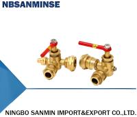 China Industrial Two Handle Liquid Level Gauge With Nominal Pressure 0.6Mpa And Strength Test Pressure 1.0Mpa for sale