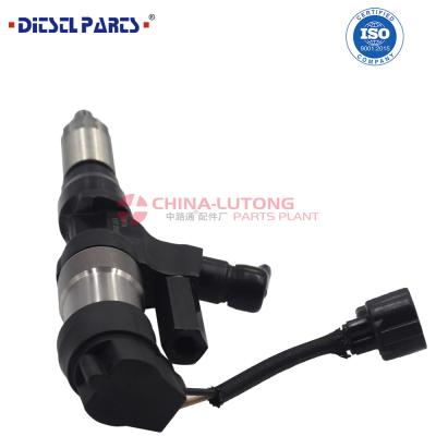 China Common Rail Fuel Injector 095000-5215 Fits for DENSO Engine HINO P11C Kobelco SK450 for sale
