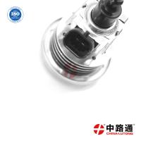 China Diesel Emissions Fluid Injector 0 444 021 013 for bos-ch common rail diesel injection system for sale