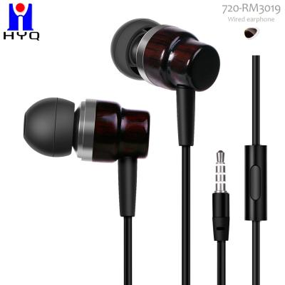 China Wooden Wired In Ear Earphones with Microphone Volume Control 3.5mm 10mm Driver for sale