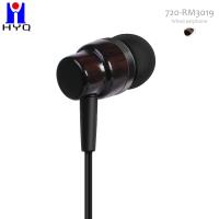 China Wooden Wired In Ear Earphones with Microphone Volume Control 3.5mm 10mm Driver for sale