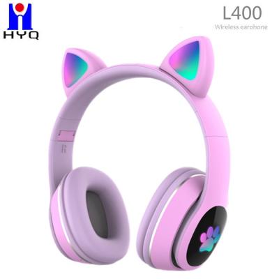 China Dynamic Circle Cute Cat Ear Headphones 100dB Wireless Gaming Headset for sale