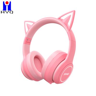China Bluetooth Gaming Headset Pink Cat Ear Over Ear with Mic 40mm Drivers 400mAh Battery for sale