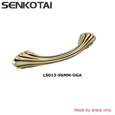China Decorative bronze cabinet pulls, dresser drawer handles (96mm,128mm,305mm) for sale