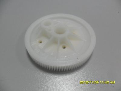 China Plastic Injection Molding Part Gear , Custom Plastic Parts Material POM for sale