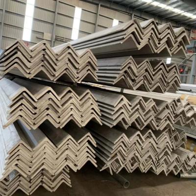 China Hot Rolled 304 Stainless Steel Angle Bar 30*30*3mm Equal Angle Bar for Industrial Applications for sale