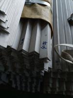 China Hot Rolled 304 Stainless Steel Angle Bar 30*30*3mm SS Angle Bar for High Temperature Resistance for sale