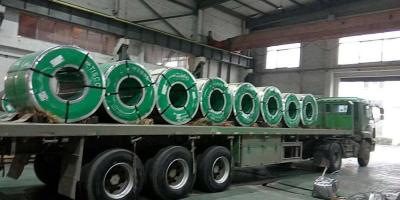 China Cold Rolled Bright Surface ASTM A240 SUS430 Stainless Steel Coil 1220*2440mm for sale